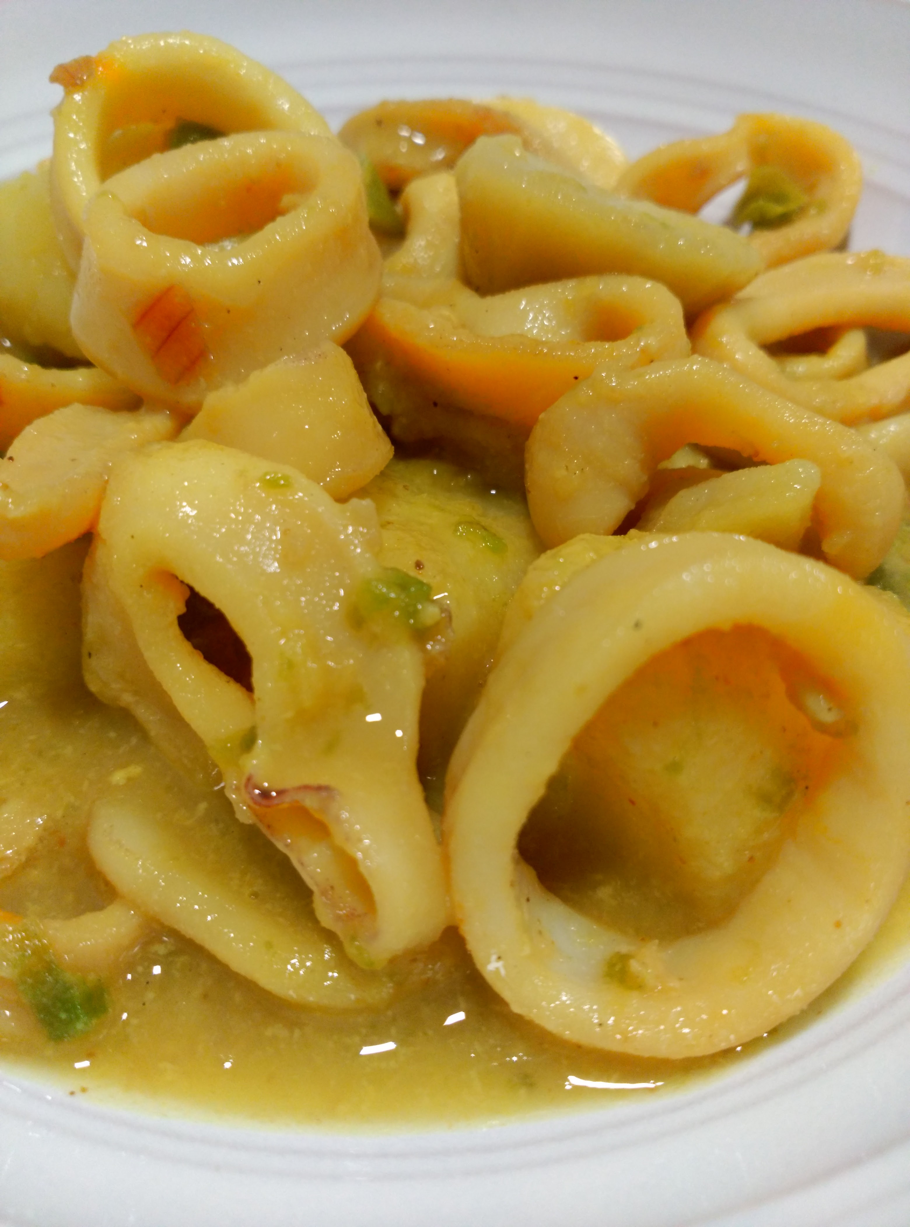 Calamares guisados con patatas al curry – Pimentero de colores